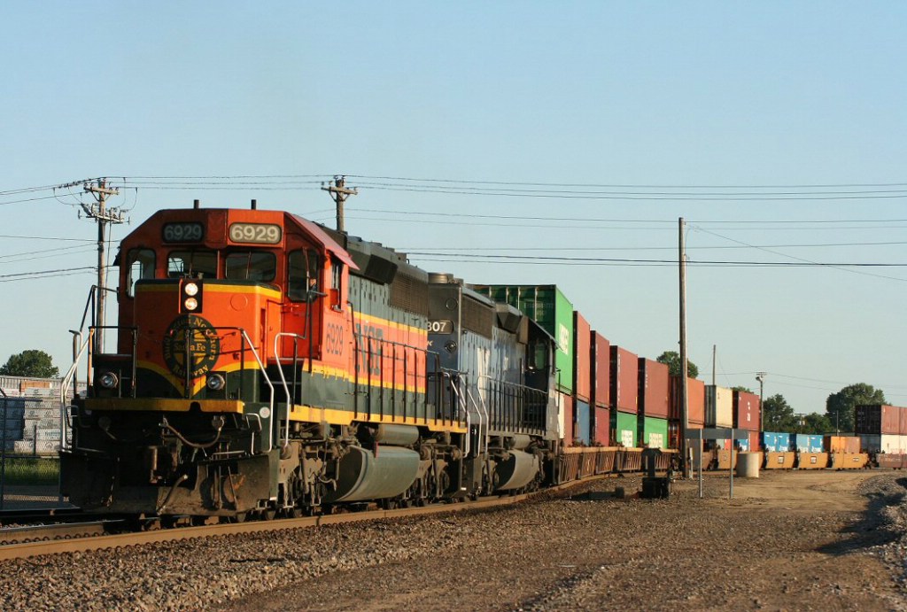 BNSF 6929
